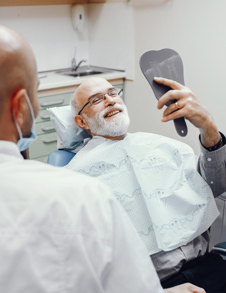 Best Denture Clinic Castle Hill & Edgecliff | Smilogy